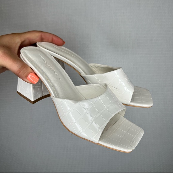 Princess Polly | Shoes | Princess Polly Size 7 Square Toe Croc White ...